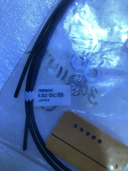 New Omron Corporation E32-DC 50 Sensor with E39-FZ cutter - Industrial ...