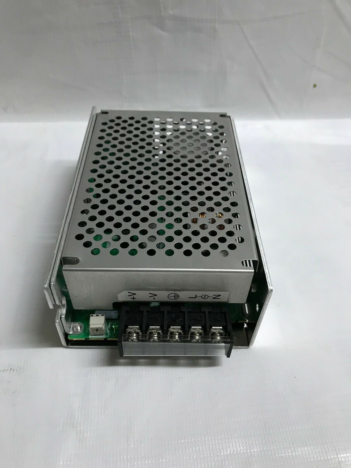 Omron S8JX-N10024CD Power supply S8JXN10024CD
