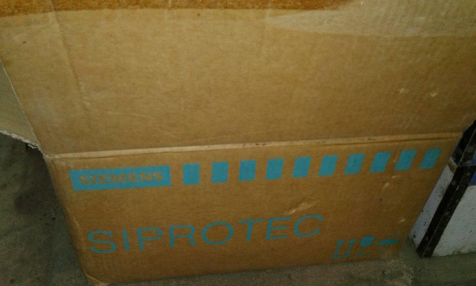 New 7SD6105-2bb29-0cj0/bb Siemens Siprotec differential protection ...
