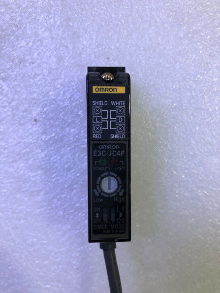 New Omron Corporation E3C-JC4P Photoelectric Sensor E3CJC4P ...
