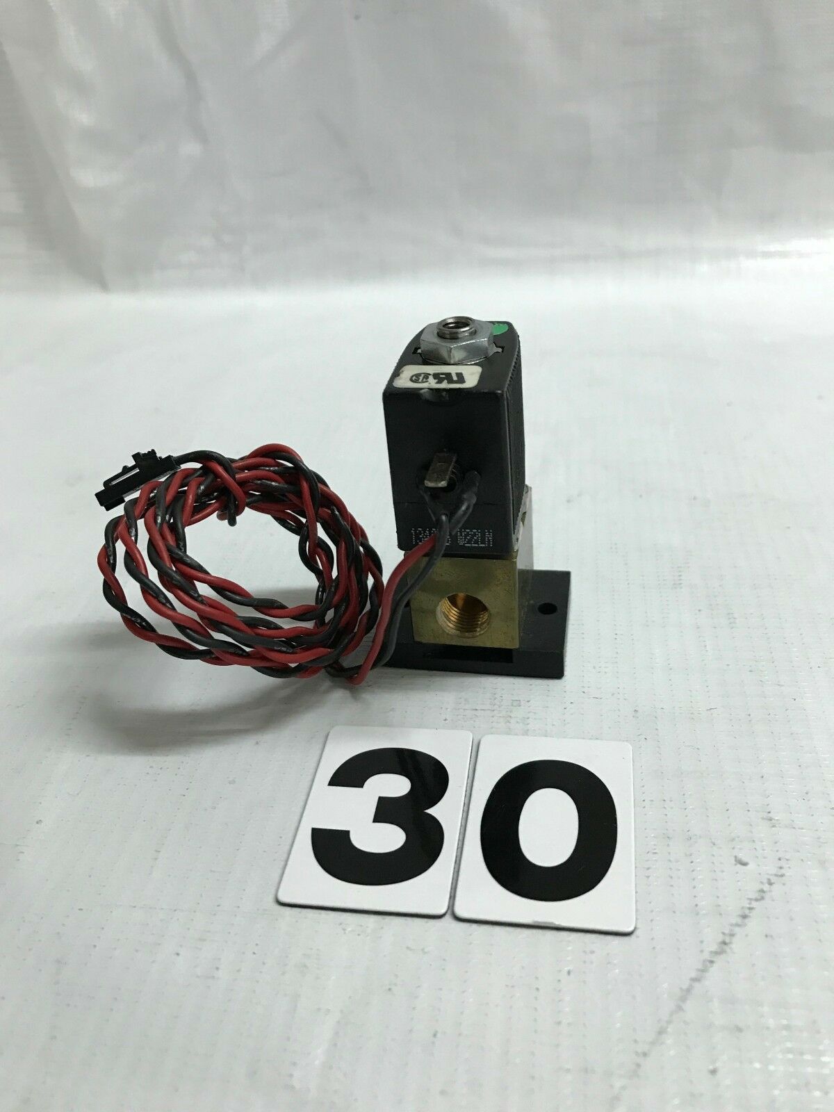 burkert 6012 C 3/64 FPM B solenoid valve NPT1/8 PMAX45PSI 12VDC ...