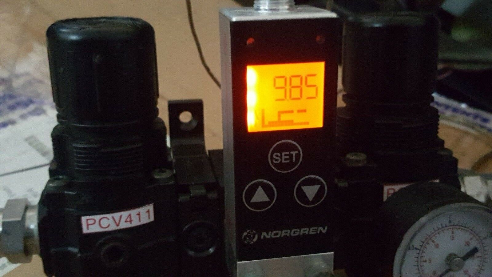 Norgren 33D 0863246 Pressure Switch 0523109 Valve Block With Regulator ...