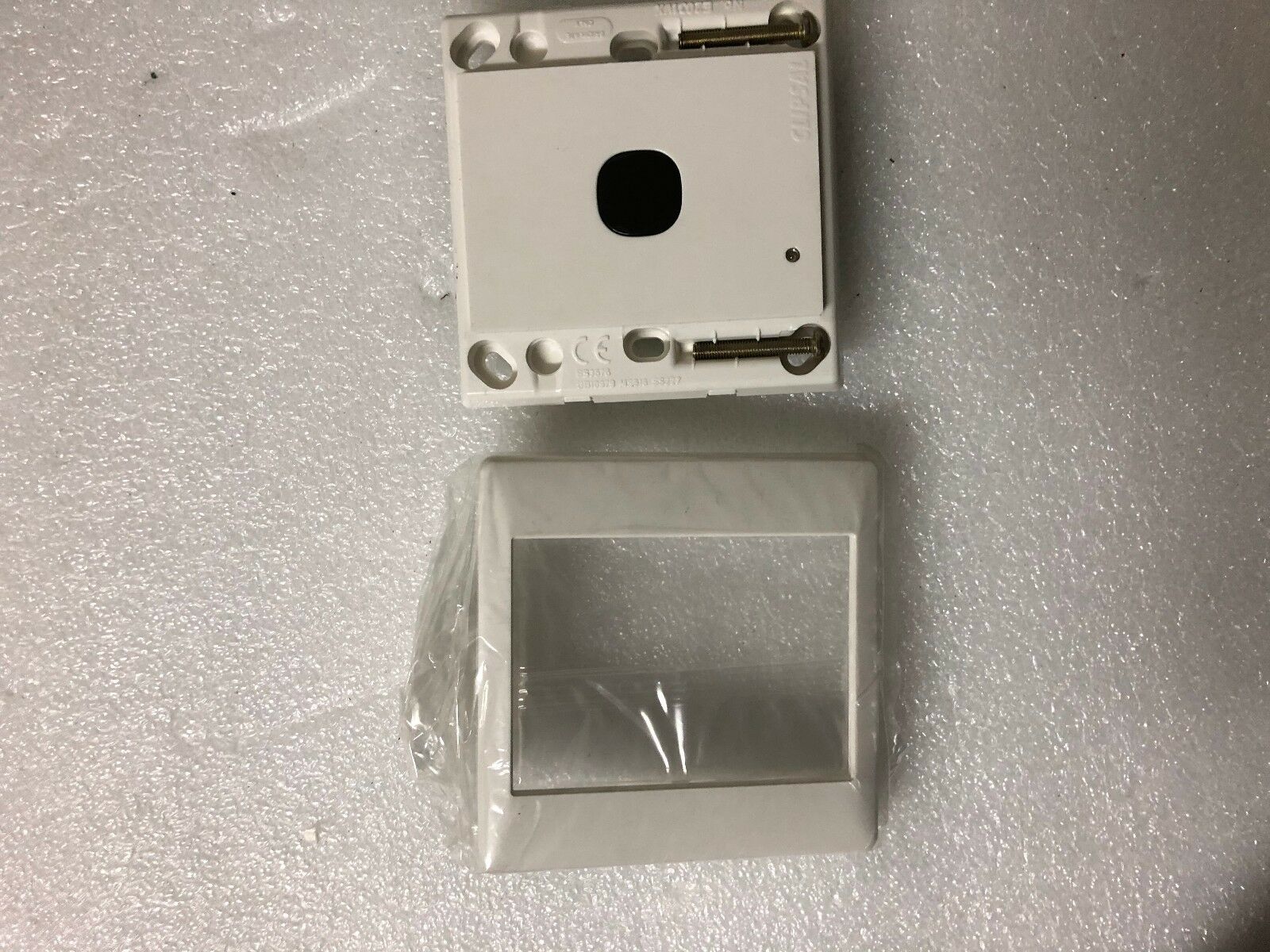 New Clipsal C-Bus BS3676 switch MS616 - Industrial SOL Pte Ltd