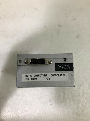 Aera TC FC-D985CT-BF 100SCCM CF:0.989 GAS O2 N2 Y/06 C060621122 Controller
