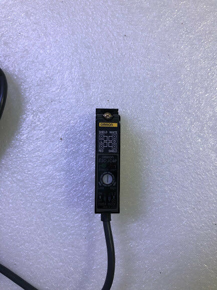 New Omron Corporation E3C-JC4P Photoelectric Sensor E3CJC4P ...