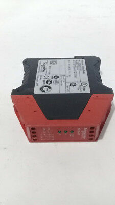 New Schneider Electric XPSAF5130 Safety Relay Module XPSAF - Industrial ...