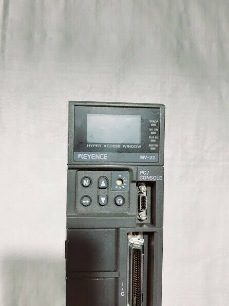 Keyence Corporation MV-22 Built-in hyper access window AC Servo Drive ...