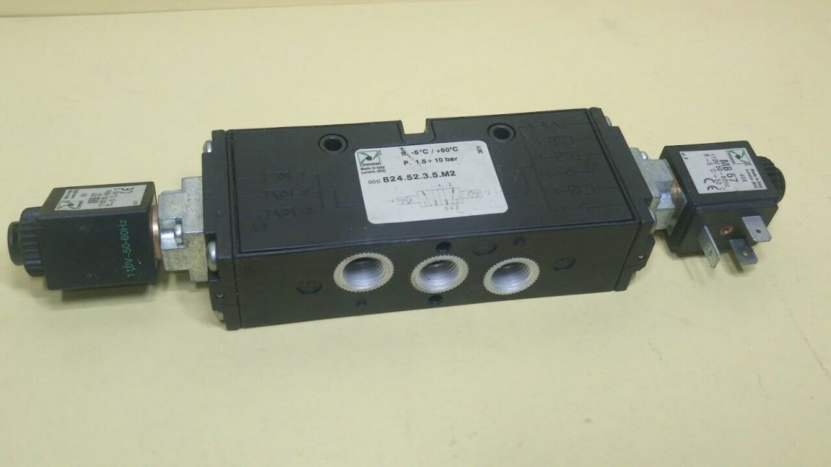 Pneumax 824.52.3.5.M2 Valve With 2x MB 57 Solenoid Valve Miniature New - Industrial SOL Pte Ltd