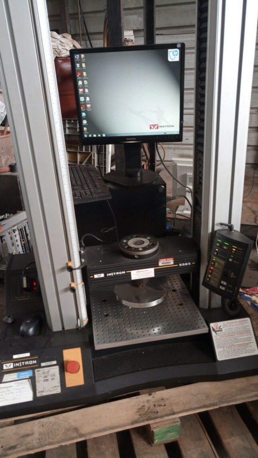 Instron 5565 tension tester Tensile & Compression Tester 5565 H1590 ...