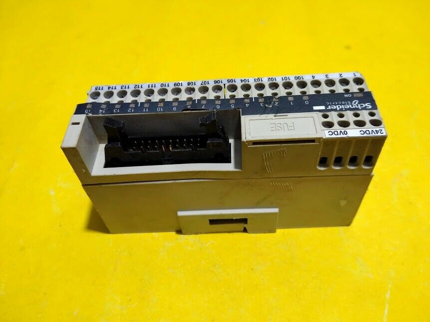 Keyence FS-N11N Fiber Optic Sensor Amplifier 24V 100mA FSN11N ...