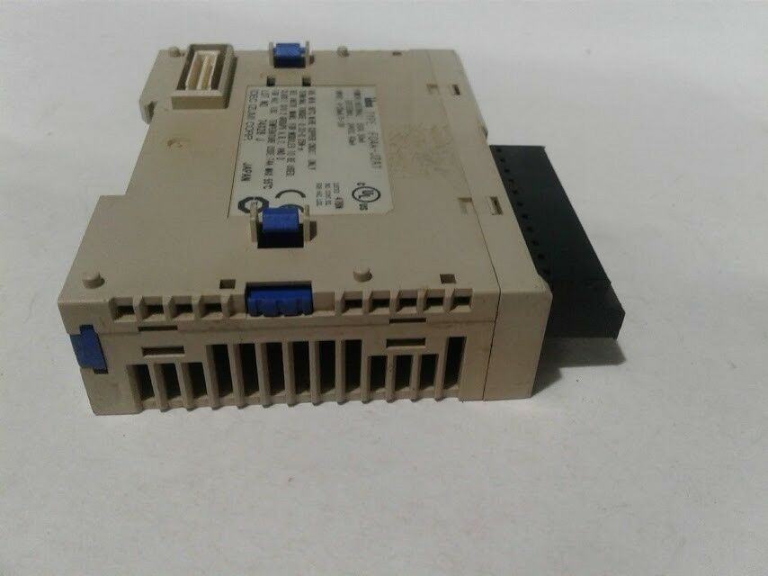 Idec FC4A-J2A1 Analog Input Module 24Vdc - Industrial SOL Pte Ltd
