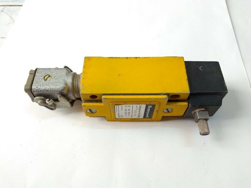 Honeywell International Inc 11 ZS1-F1 Grenztaster DIN 43694 10 Amp ...