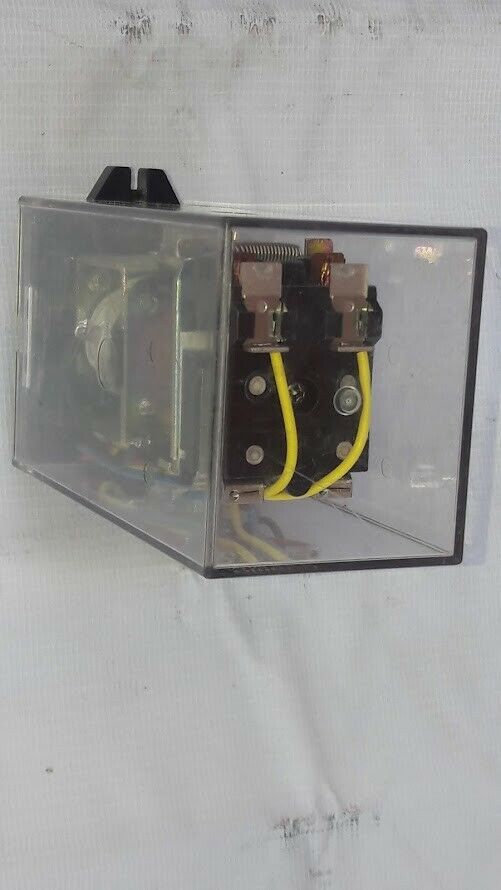 New Omron Corporation MM2KP State Relay MM2KP - Industrial SOL Pte Ltd