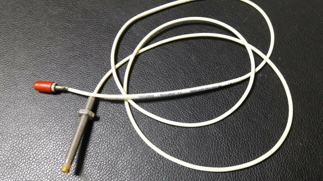 Bently Nevada 21500-00-20-10-02 series 7200 proximity vibration sensor ...