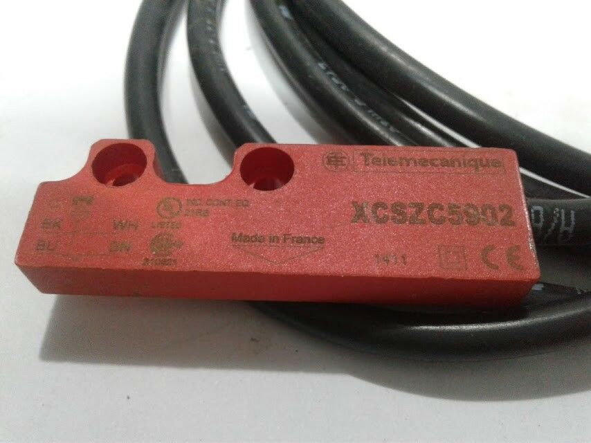 Telemecanique SCHNEIDER XCSZC5902 magnetic safety switches - Industrial ...