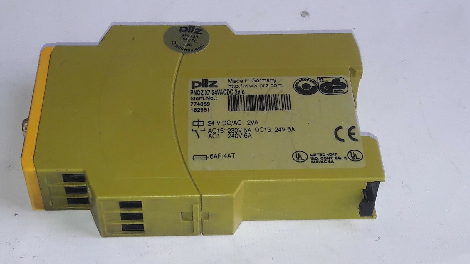 PILZ Relay PNOZ X7 2n/0 Safety Relay - Industrial SOL Pte Ltd
