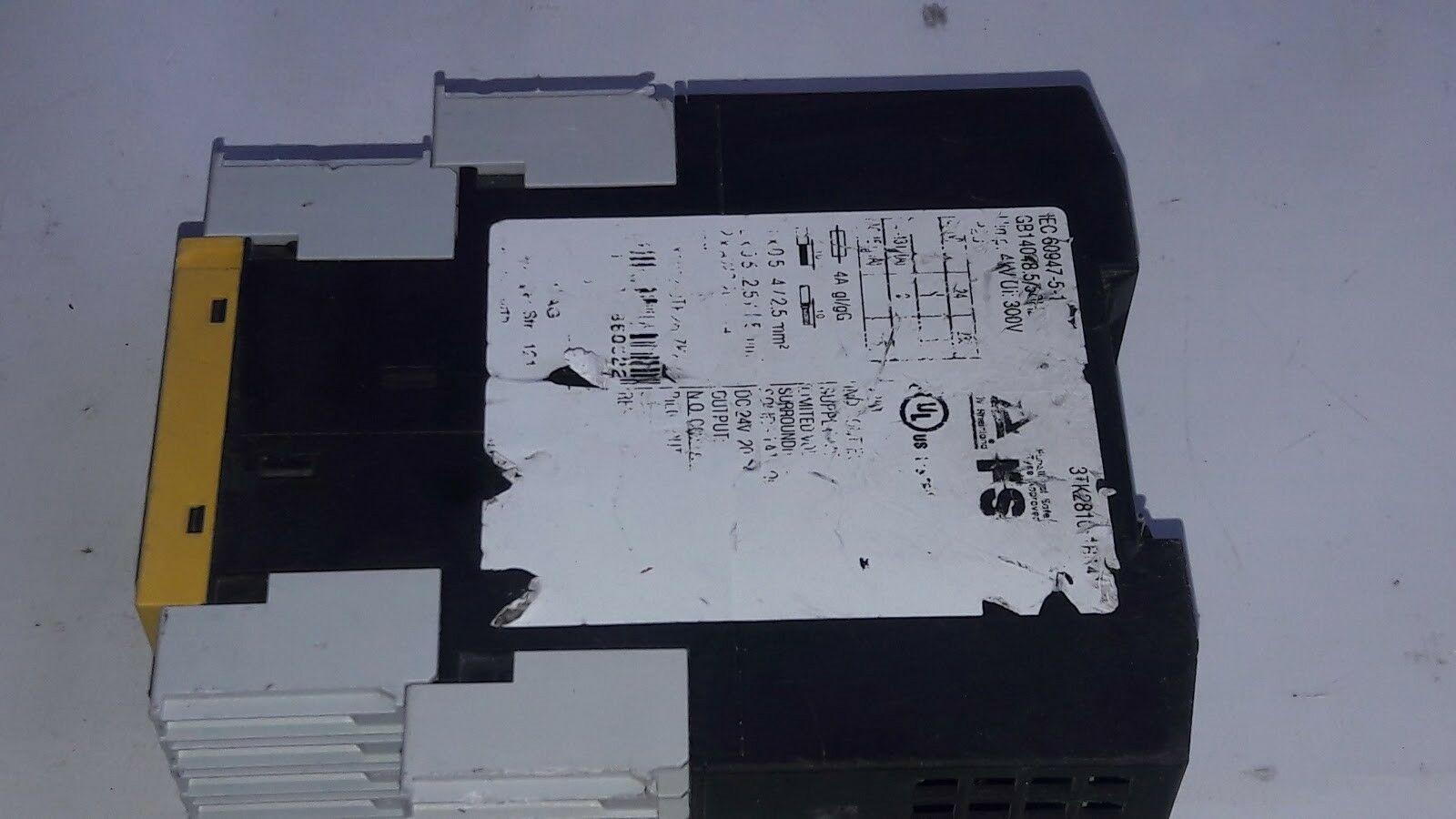 Siemens Sirius 3TK2810-IBA41 Safe Standstill Monitor - Industrial SOL ...