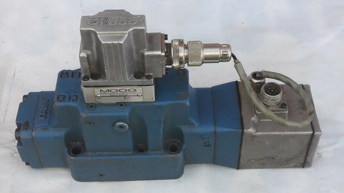 MOOG D662-1706C Typ D01HABMANSB0 Hydraulic ServoJet Proportional valve ...