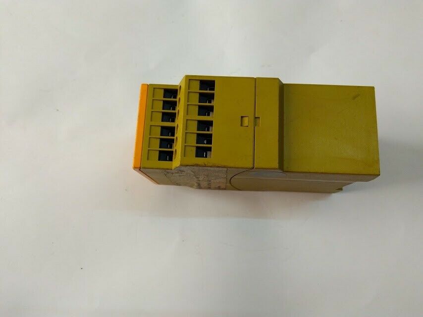Pilz PNOZ XV2 0.5/24VDC 2n/o 2n/o Fix Safety Relay 774504 - Industrial ...