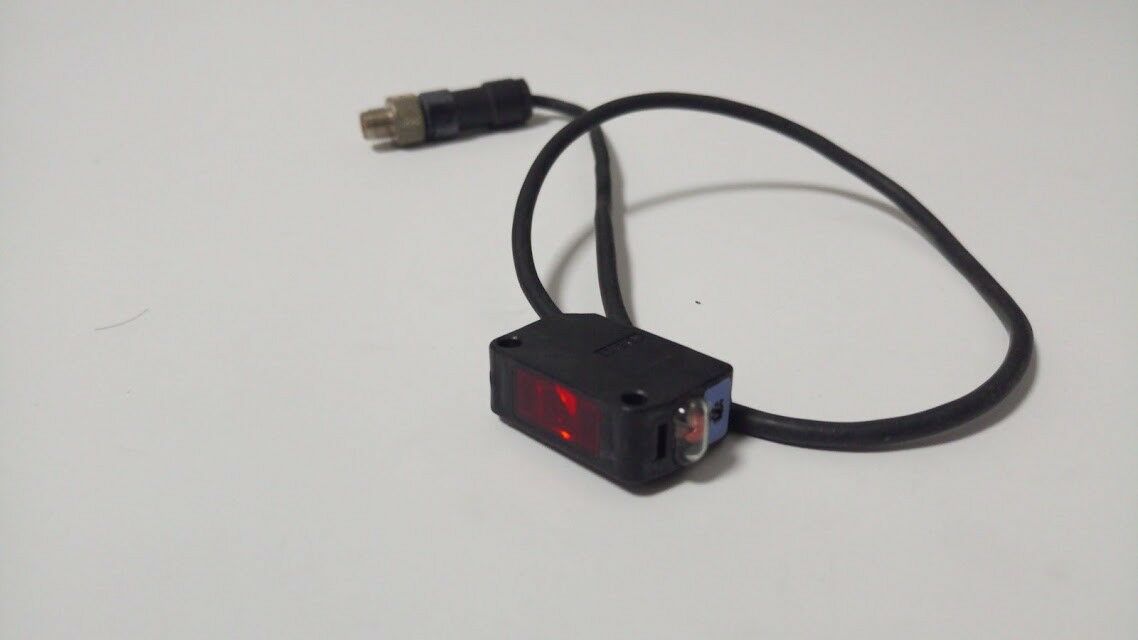 Keyence Corporation PZ2-51T Photoelectric Sensor Transmitter Thrubeam ...