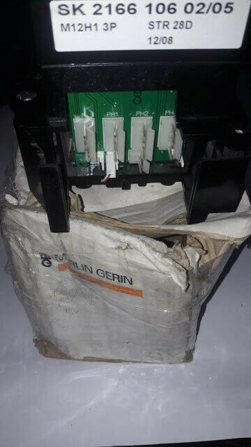 Merlin gerin STR 28D Trip Unit SK 2166 106 02/05 M12H1 3P New