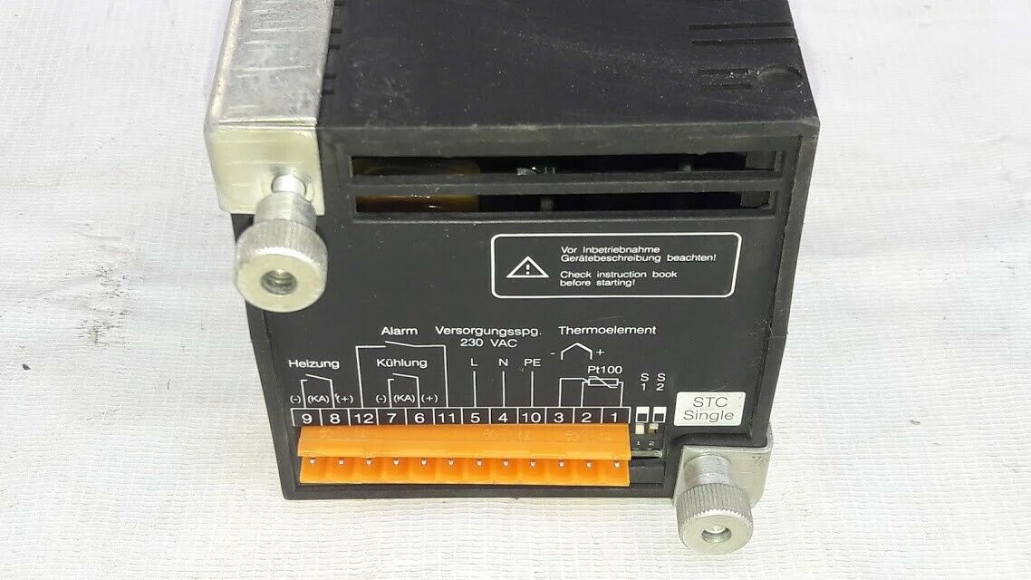 Elrest Art nr 0107X011 / 521503 Process Controller STC-PT3/0-400 C/Ra,H ...
