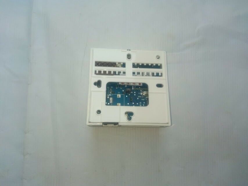 Johnson Control NS-ATA7003-0 Surface-Mounted NS Series Network Sensor ...