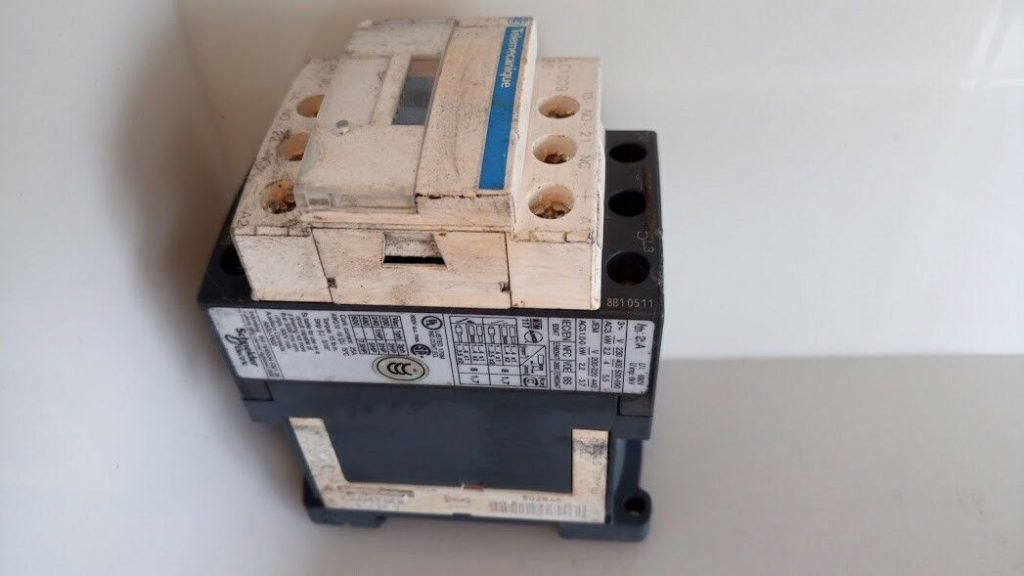 Telemecanique LC1D09BD 24v DC Contactor - Industrial SOL Pte Ltd