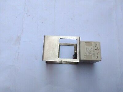 SMC PSE304-X516 Pressure Sensor 12-24Vdc 1-5V Class2 PSE304X516 - Industrial SOL Pte Ltd