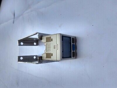 SMC PSE304-X516 Pressure Sensor 12-24Vdc 1-5V Class2 PSE304X516 - Industrial SOL Pte Ltd