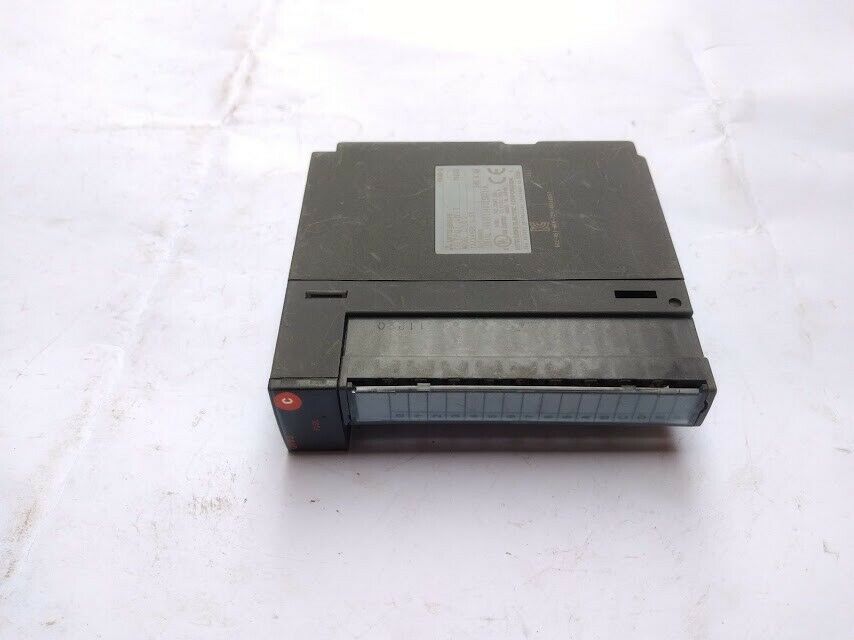 Mitsubishi Electric QY80 Output Unit 12/24VDC 0.5A - Industrial SOL Pte Ltd