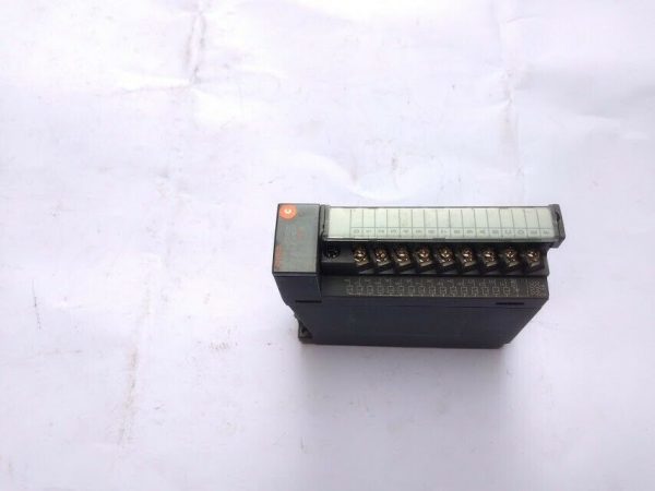 Mitsubishi Electric QY80 Output Unit 12/24VDC 0.5A - Industrial SOL Pte Ltd