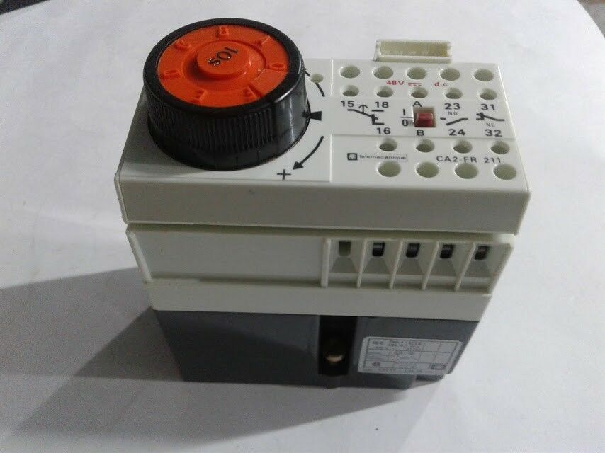 New Telemecanique CA2-FR 211 E Time Relay CA2FR211E - Industrial SOL Pte Ltd