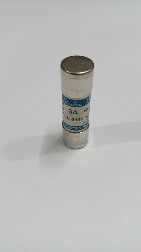 Utsunomiya Electric UC1 3A AC 500V DC 250V Cello-Lite Fuse UC1 Lot of 3 ...