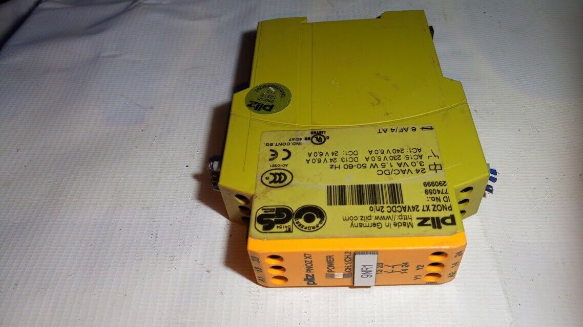 Pilz Pnoz X7 774059 AC/DC Safety Relay 24VACDC 2n/o