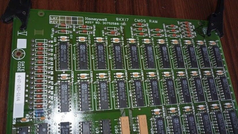 Honeywell 8KX17 Cmos Ram 30752588-001 Cmos Ram PC Board data hiway port ...