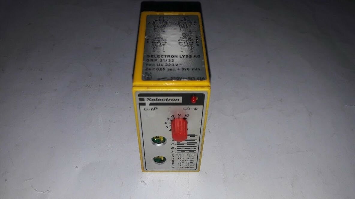 SELECTRON GRP 31/32 Multi Function Timing Relay Timer Selectron Lyss AG ...