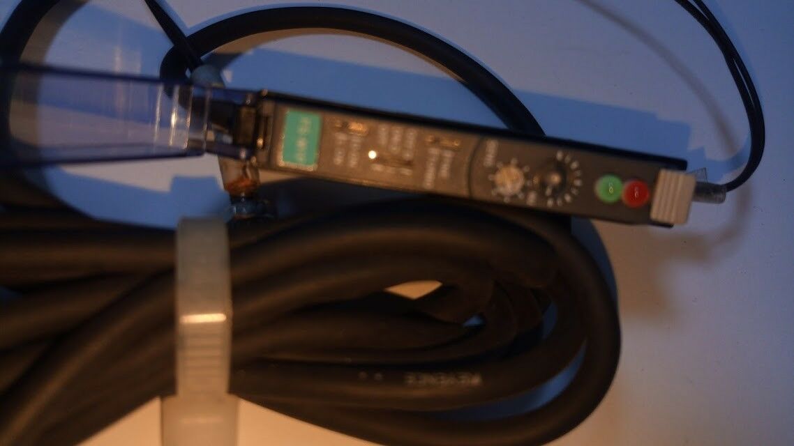 Keyence Corporation FS-T1P AMPLIFIER Fiberoptic Sensor - Industrial SOL ...