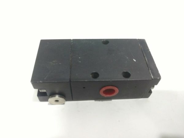 RGS ELECTRO E2318CA00BAN Solenoid Actuated 3-Way Pilot Valve Base ...