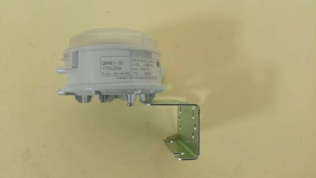 Siemens QBM81-10 differential PRESSURE SWITCH 170420A NEW - Industrial ...