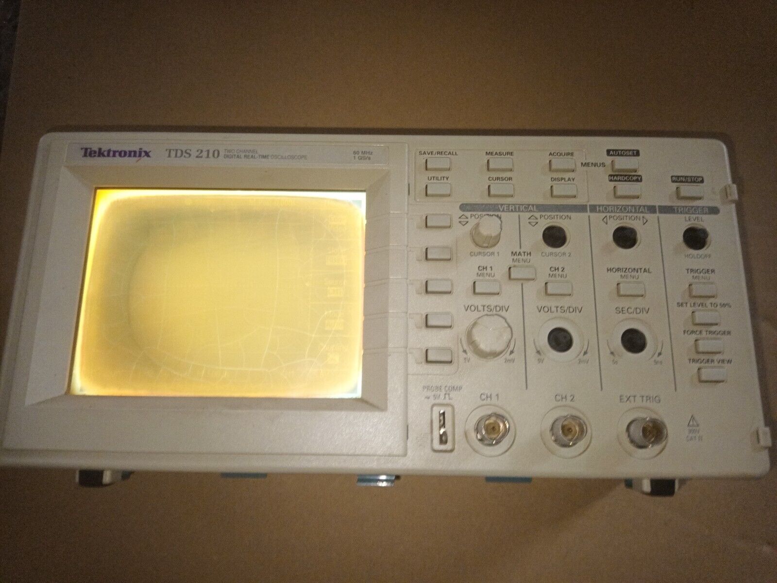 Tektronix TDS 210 Digital Real time oscilloscope - Industrial SOL Pte Ltd