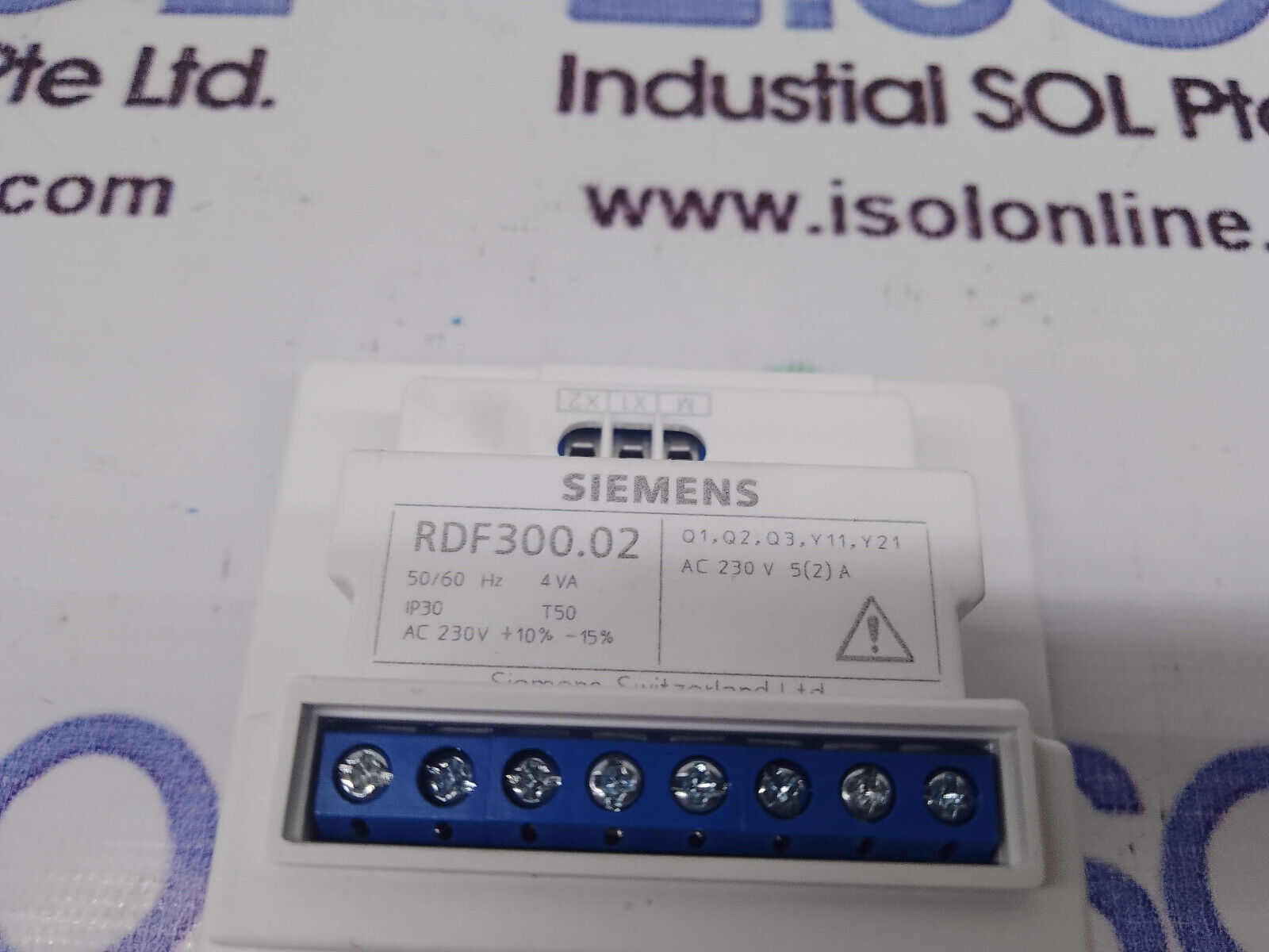 Siemens RDF300.02 Flush-Mounted Room Thermostat RDF301 Assy. EM3049-03 ...