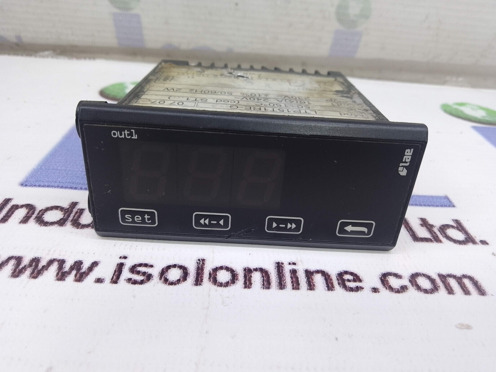Idec RH4B-U AC100V Power Relays Plug-in Terminal - Industrial SOL Pte Ltd