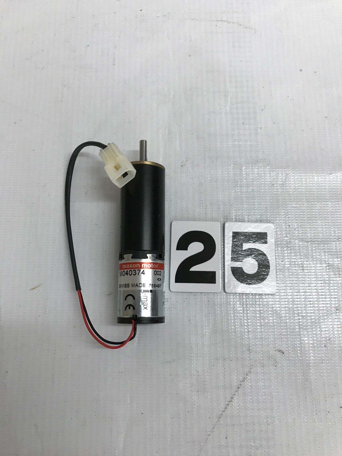 Maxon M040374 002 DC Motor With Encoder Semiconductor AMAT surplus ...