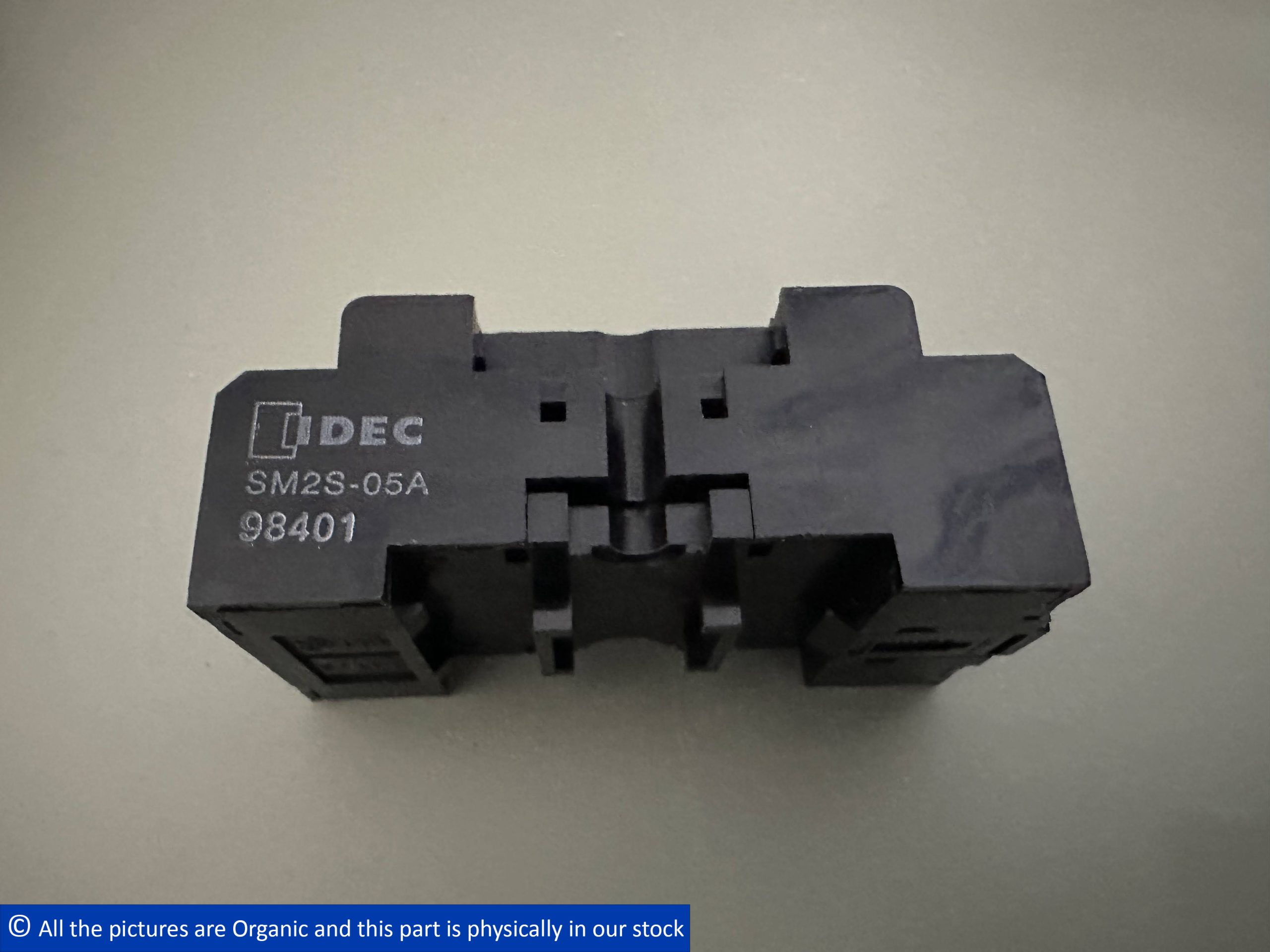 IDEC SM2S-05A 98401 8-Pin Relay Socket SM2S05A - Industrial SOL Pte Ltd
