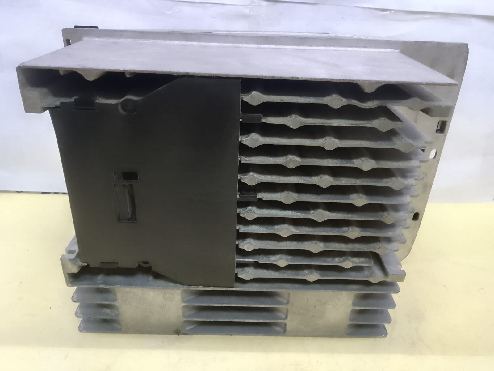 Emerson ES3403 Unidrive ES control Techniques - Industrial SOL Pte Ltd