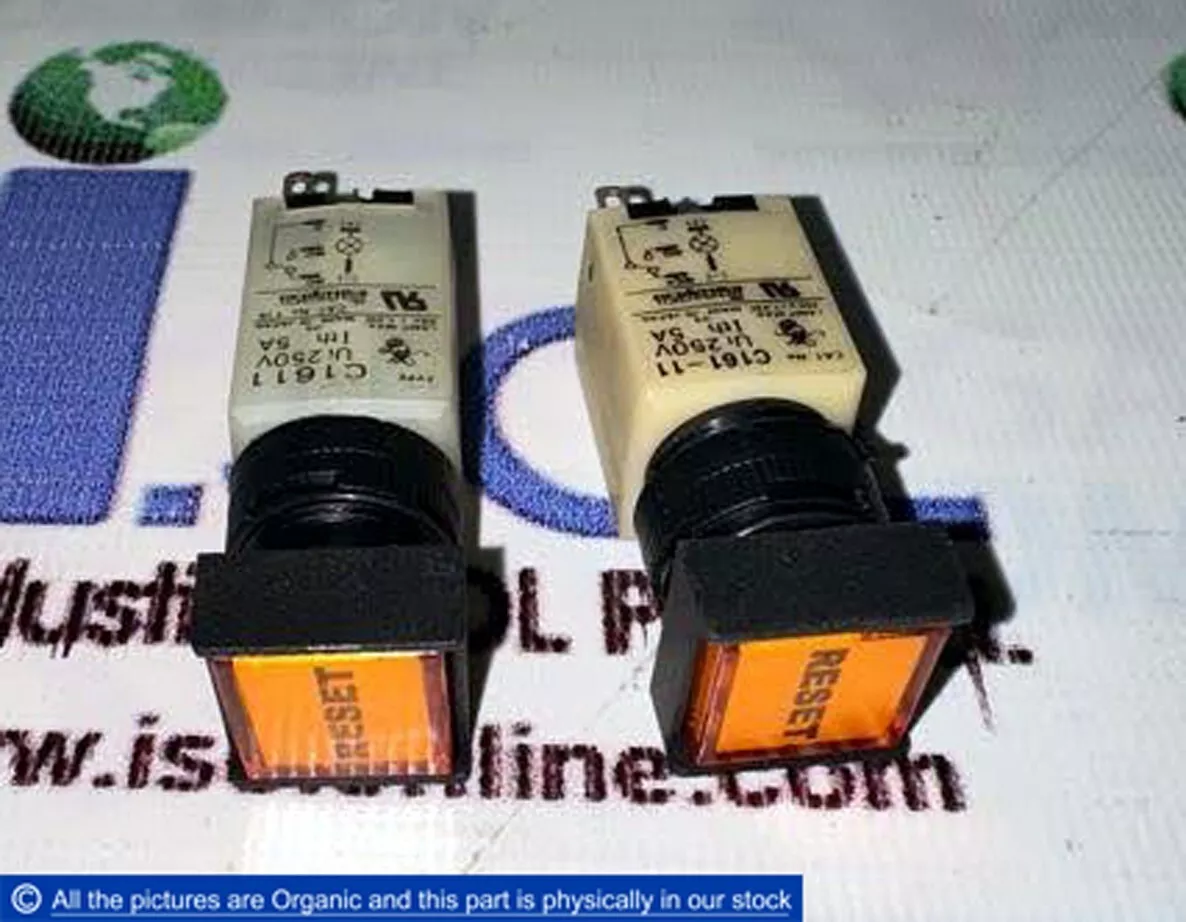 Maruyasu C161-11 Push Button Switch 250V 5A Amber Reset Pilot Light ...