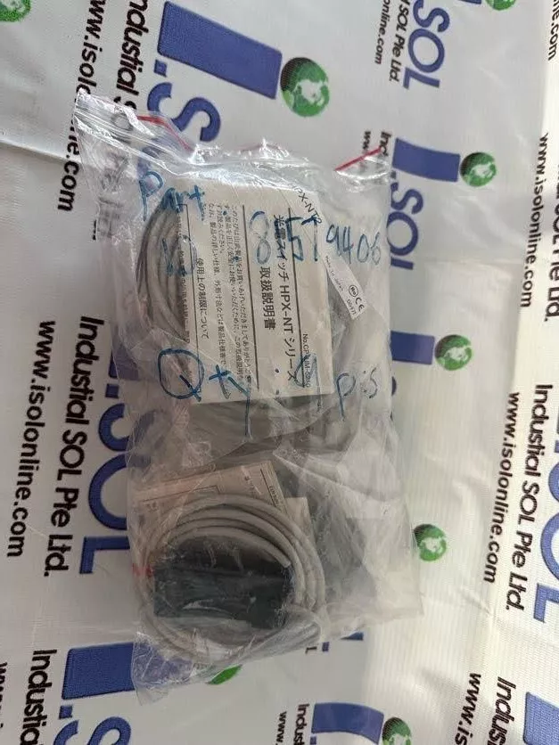 Yamatake HPX-NT2 Photoelectric Sensor New Intevac Inc