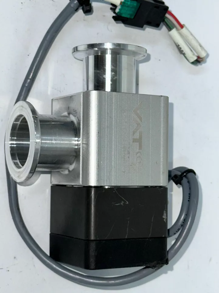 VAT Valve 26428-KA21-0001/0954 26.4 HV Angle Valve Aluminum 264 Series ...