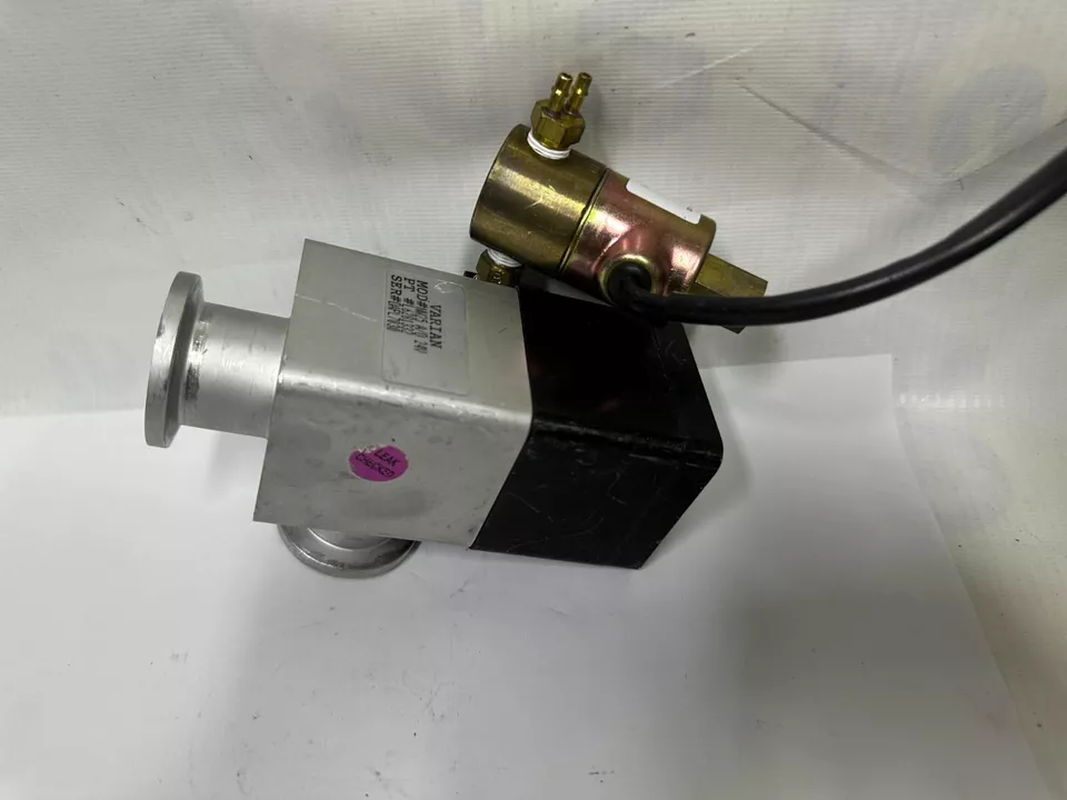 Agilent Varian NW25 A/O 24V Right Angle Block Valve L6281332 W/ 341142 ...